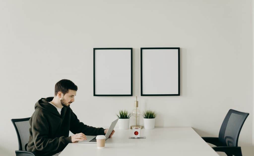 Is the Digital Picture Frame by Skylight Worth the Money? | Pix-Star Blog
